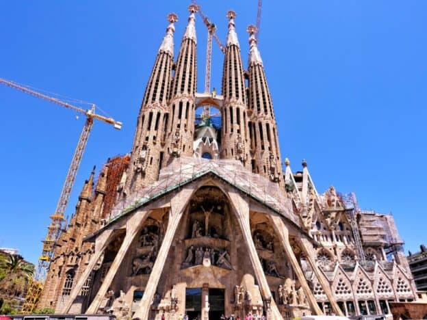 Barcelona Architecture Guide: An Insider's View