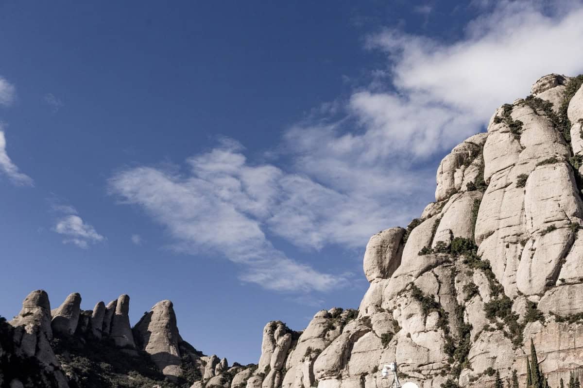 Montserrat Morning Tour with cog-wheel train | BCN.travel
